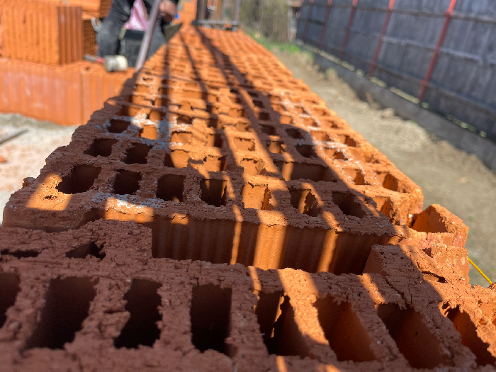 De ce ramane caramida unul dintre cele mai folosite materiale de ...